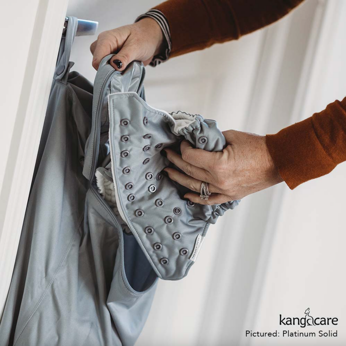 How Is Changing A Cloth Diaper Different Than Changing A Disposable Di ...